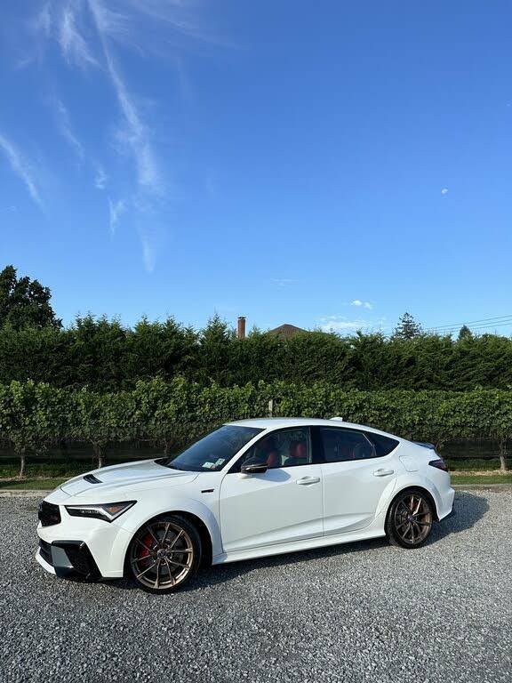 F/S: 2024 Acura Integra Type S White/Red 1,100 miles, Bronze wheels ...