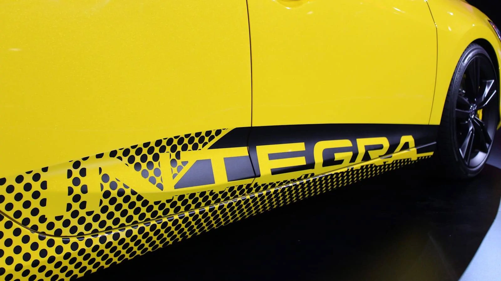 Integra Car Logo