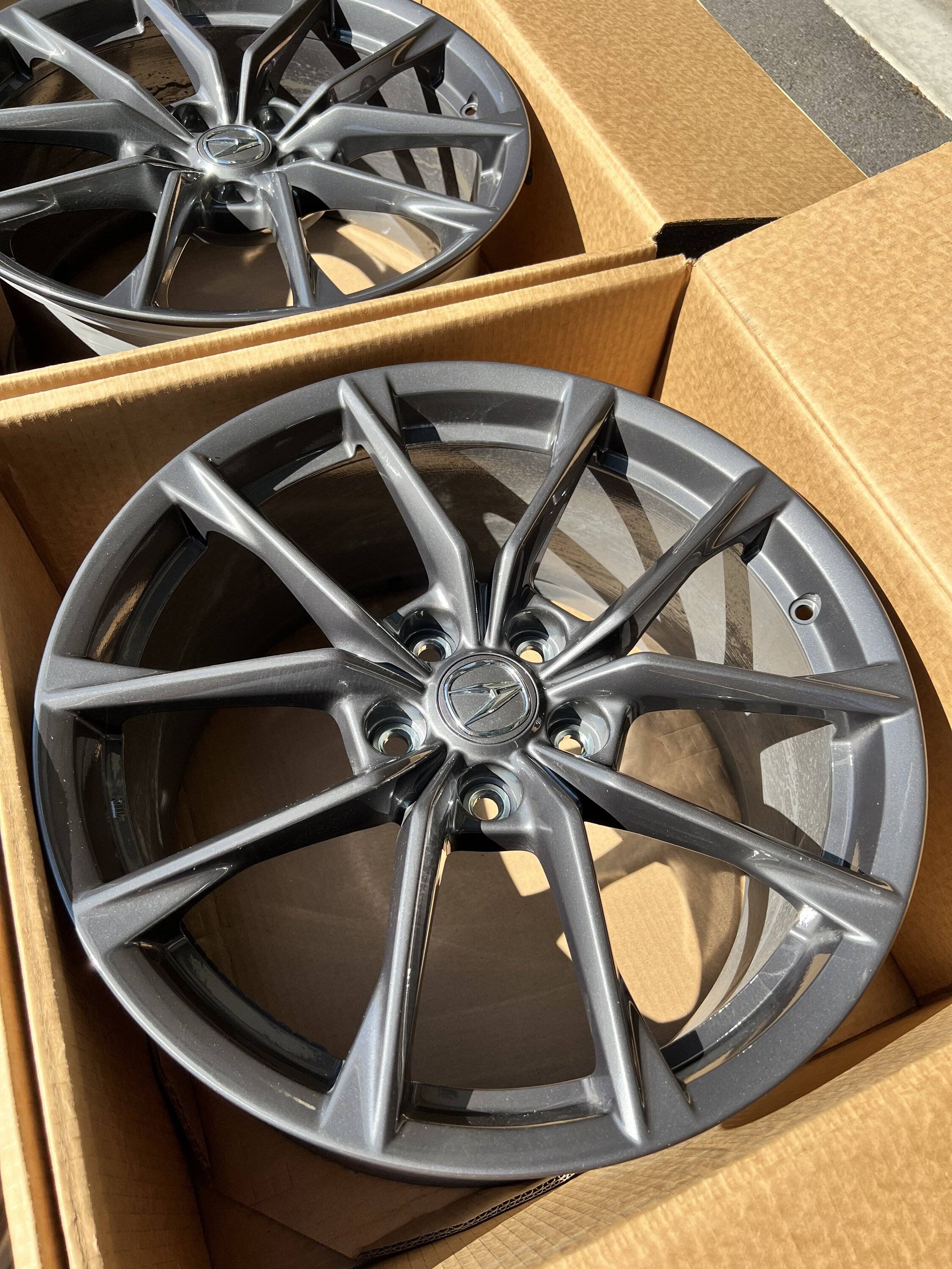 For Sale: OEM Graphite wheels in New condition | IntegraForums - 2023 ...